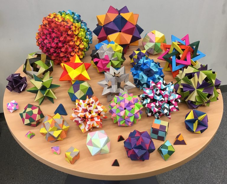 Modular origami – Polypompholyx