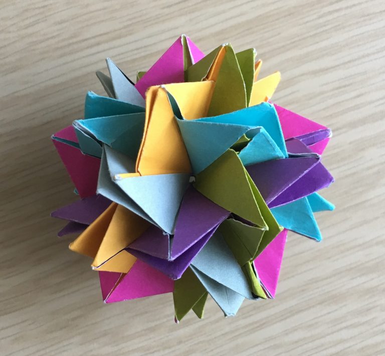Modular origami – Polypompholyx